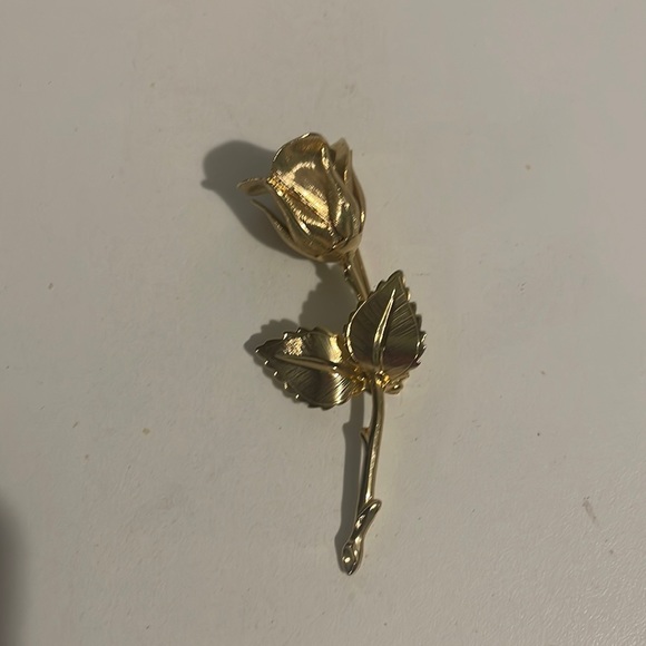 giovanni | Jewelry | Vintage Giovanni Gold Tone Rose Pin Brooch | Poshmark
